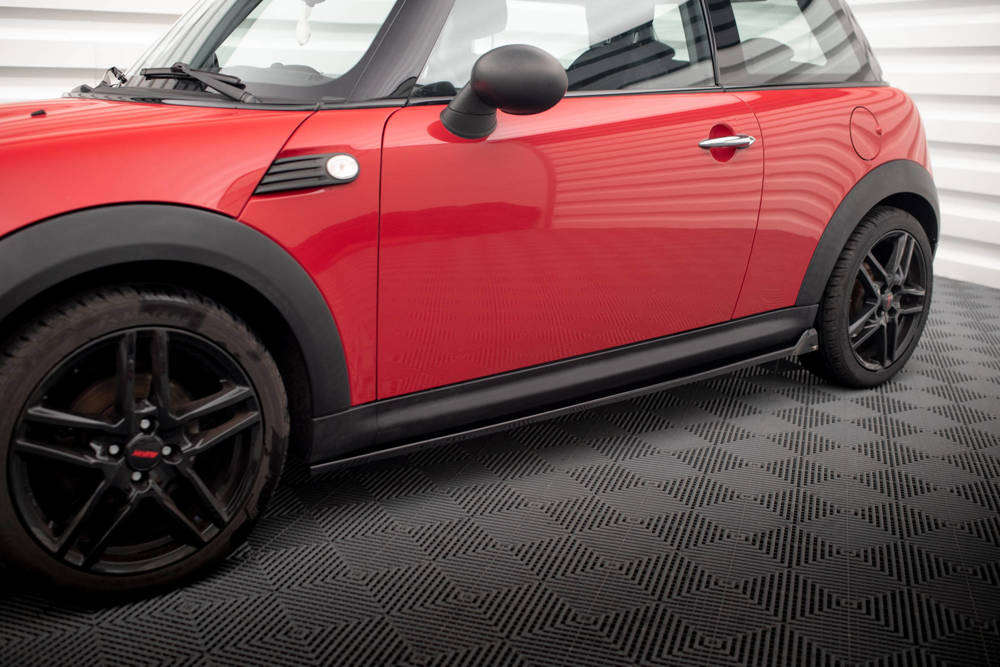 Mini One - R56 - Side Skirt Diffuser – Maxton Design Canada