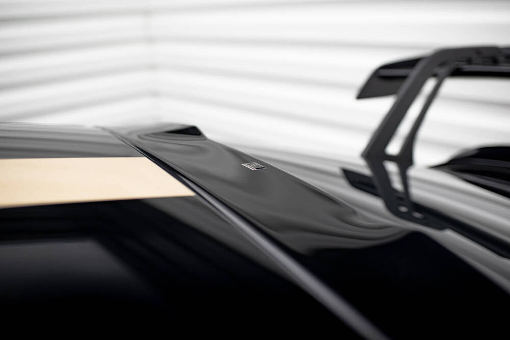 PORSCHE - 911 992 - GT3 - The extension of the Rear Window – Maxton ...