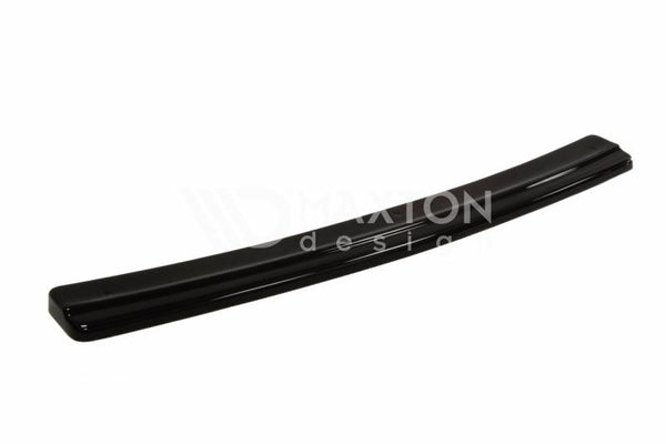 Volkswagen - MK4 Golf R32 - Central Rear Splitter – Maxton Design Canada