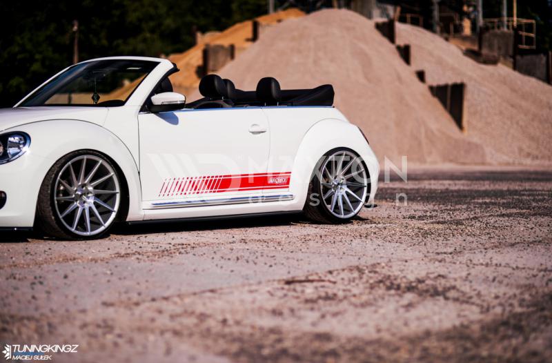 Volkswagen - Beetle - Side Skirts Diffusers – Maxton Design Canada