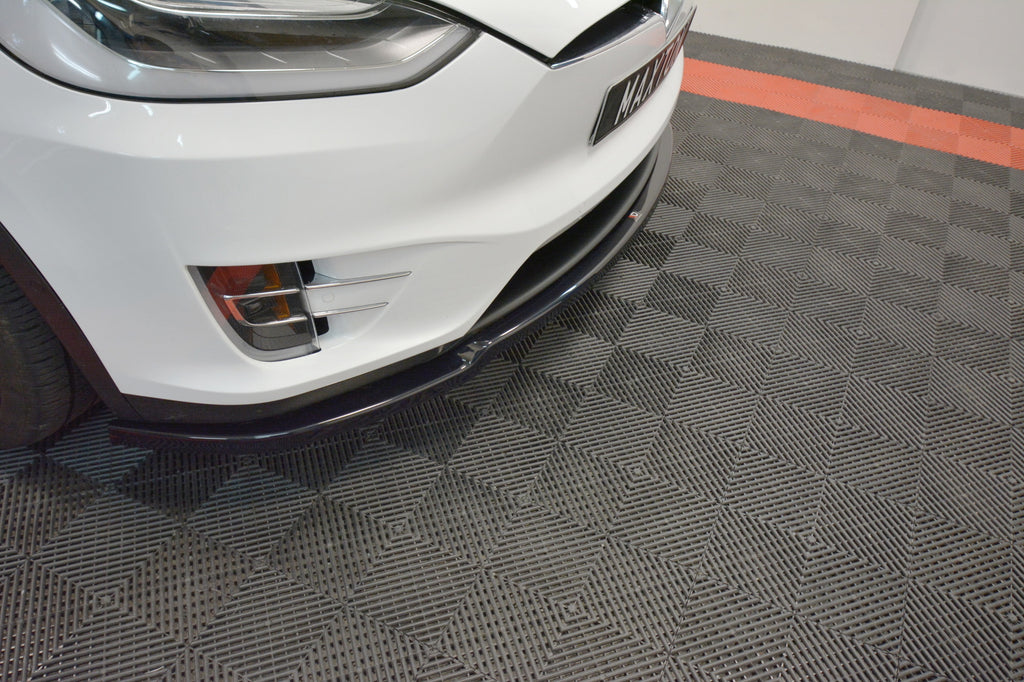 Tesla - Model X - Front Splitter - V1 – Maxton Design Canada